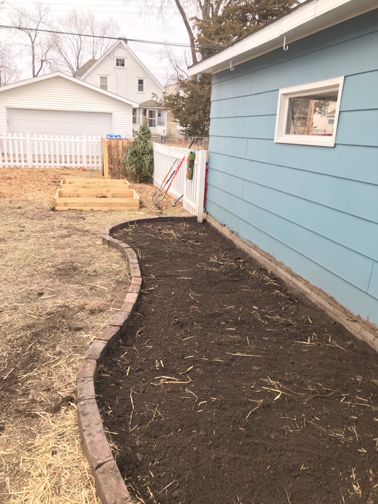 Gardens not Grass – Kitchi-Gami